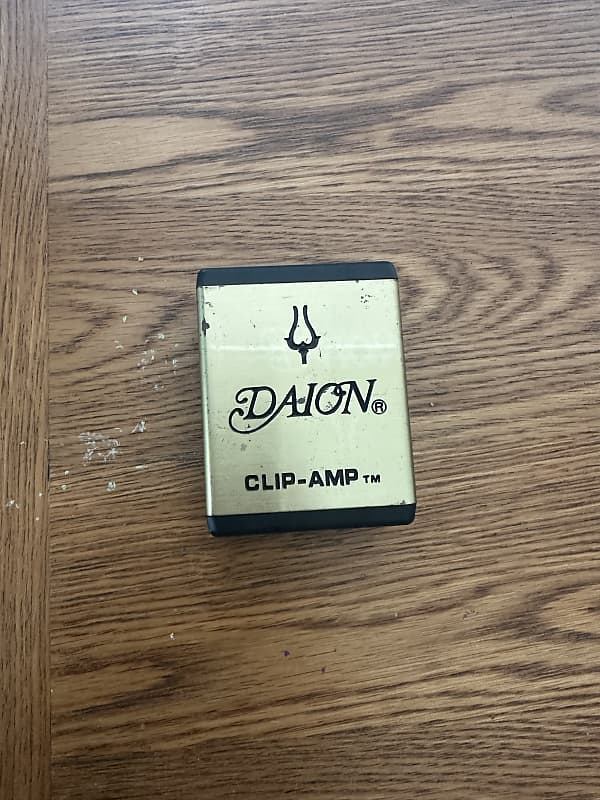 Daion Clip-amp Battery Powered Pocket amp | Reverb
