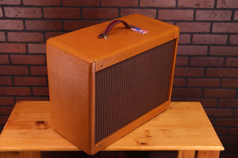Narrow panel Extension Cab/Nitro lacquer/ Amber | Reverb